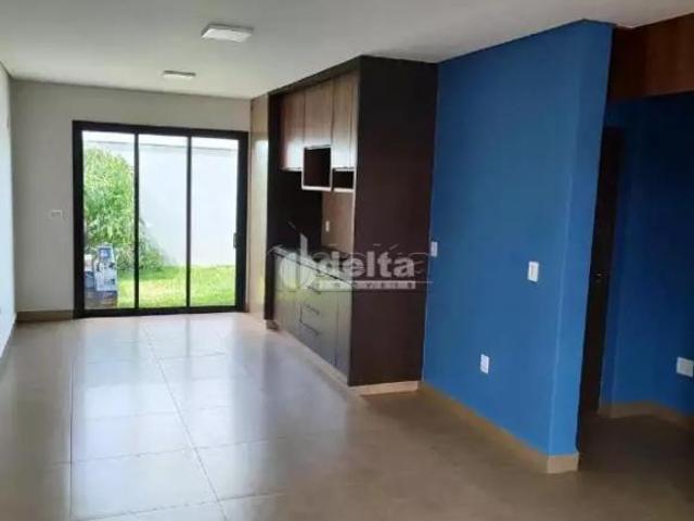 Casa disponível para locação no bairro Aclimação em Uberlândia MG
