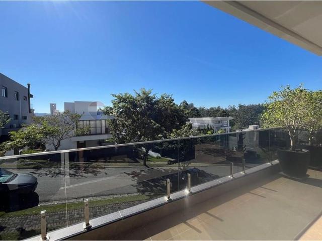 CASA DISPONÍVEL PARA LOCAÇÃO SEMI MOBILIADA NO RESIDENCIAL ITAHYÊ