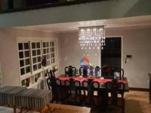 Casa disponível pra venda no condomínio Horizontal Park, na Granja Viana