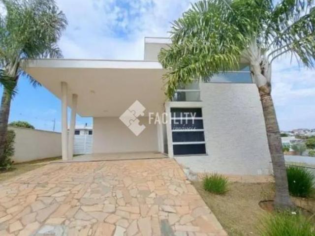 Casa disponível pra Venda ou Locação no Swiss Park