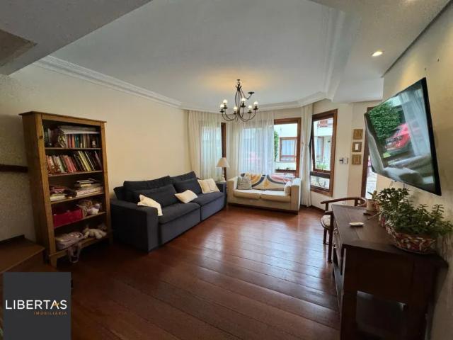 Casa do Condomínio Ilha de Majorca Bairro Tristeza 4D 232 m²