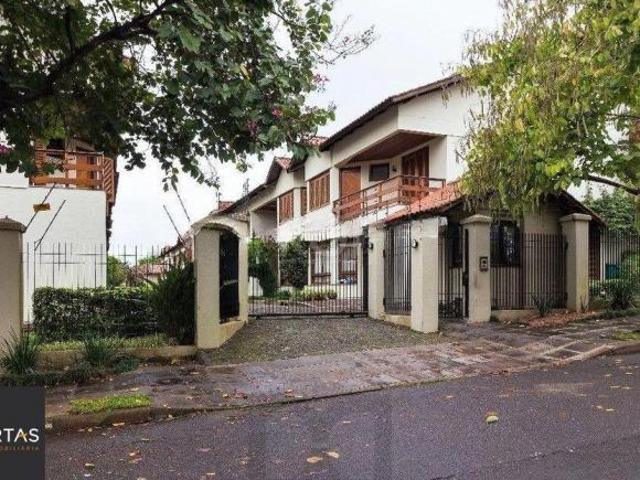 Casa do Condomínio Ilha de Majorca Bairro Tristeza 4D 232 m²