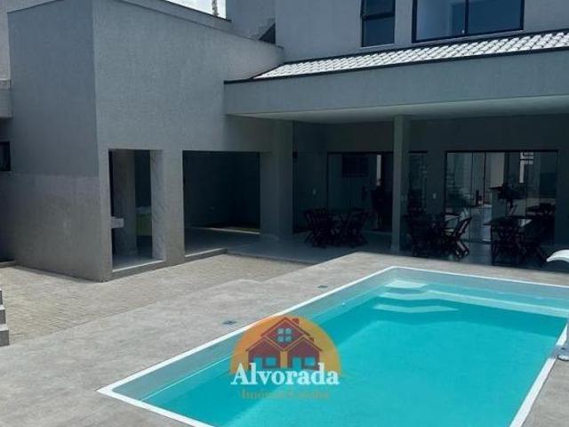 Casa dos sonhos com piscina, 4 suítes