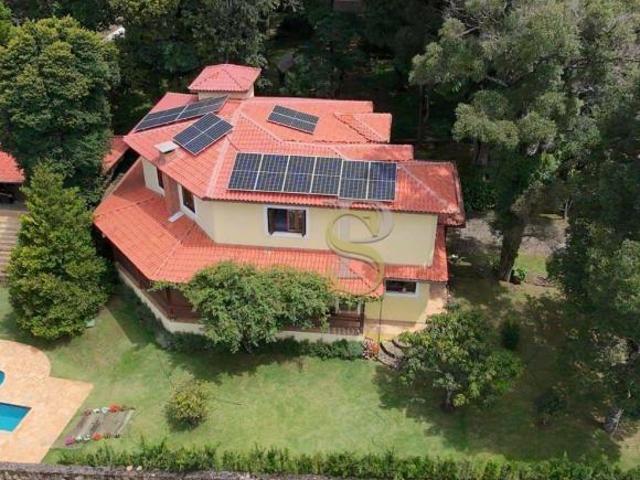 Casa dos sonhos a venda te espera na Serra de Atibaia SP Condomínio Fechado