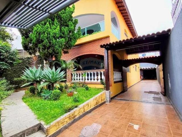 Casa dos sonhos à venda no Itaim Paulista – espaço, conforto e estilo em um endereço único!
