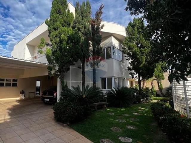 Casa dos Sonhos em Jardim de Itapoan a venda com 4 quartos, Paulínia! ✨