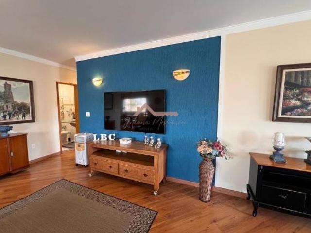 Casa dos Sonhos em Valinhos Mini Chácara com Vista Deslumbrante, Piscina e Conforto em Condomínio