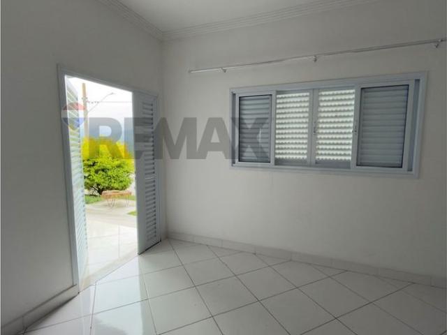 Casa dos Sonhos: Viva em Condomínio fechado em Mairiporã!