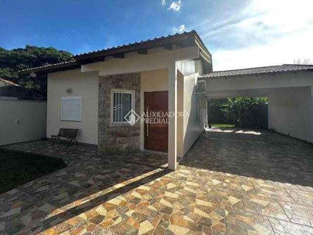 Casa excelente à venda no bairro Alvorada em uaíba