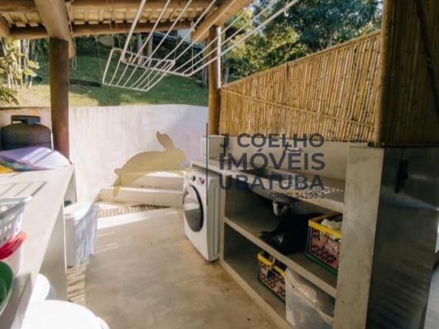 Casa Exclusiva à Venda na Praia Grande do Bonete em Ubatuba, SP