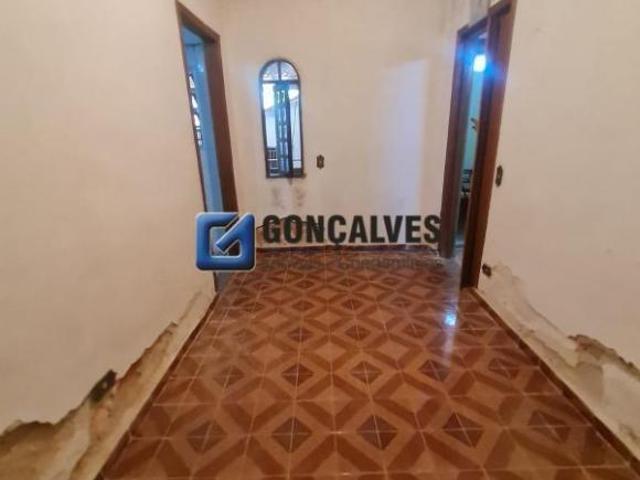 Casa Exclusiva à Venda em Baeta Neves, 211,20 m² – 2 Quartos com 2 Vagas