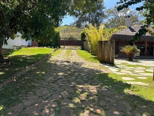 Casa Exclusiva à Venda | Setor de Mansões do Lago Norte, Brasília
