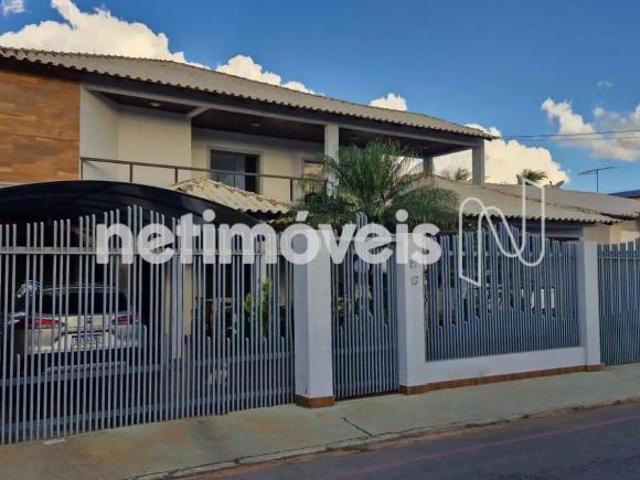 Casa exclusiva com 5 quartos em Condominio fechado na Vicente Pires