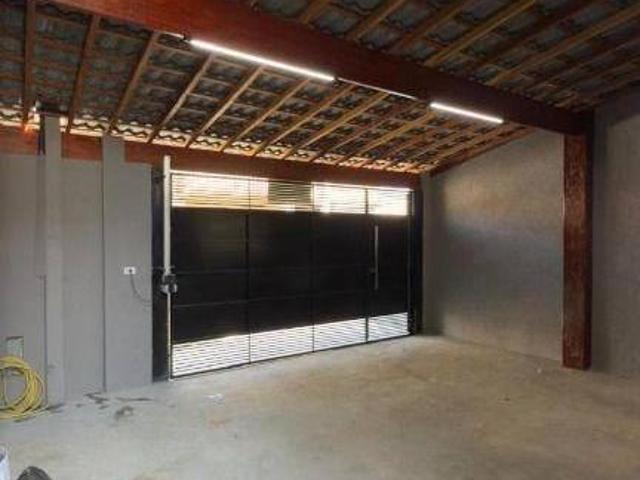Casa exclusiva com 80m², totalmente renovada, área gourmet inédita