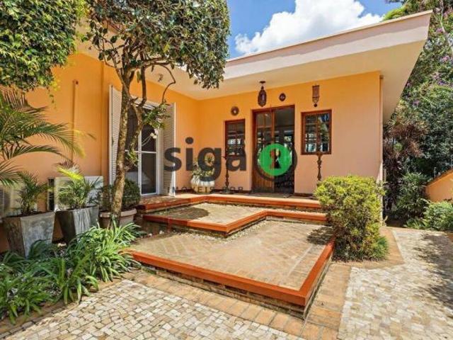 Casa Exclusiva com Lazer Privativo Um Refúgio com Ares de Campo na Cidade!