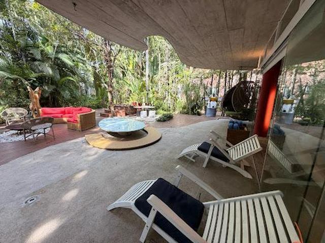 Casa exclusiva na Praia do Engenho com projeto assinado por Ruy Ohtake