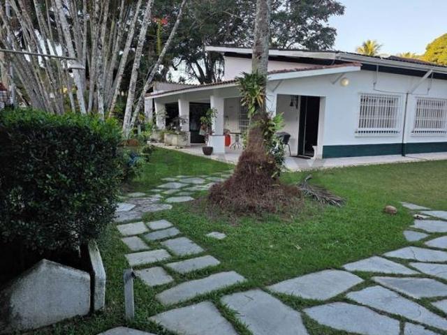 Casa Exclusiva na Praia do Guaiúba – O encontro perfeito entre a praia e o campo