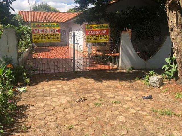 Casa Exclusiva no Centro de Marechal Cândido Rondon – 3 quartos, frente, financiamento