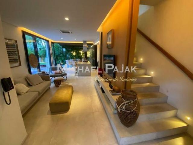 Casa exclusiva no litoral ? conforto, tecnologia e lazer completo! Michael Pajak 11 99996 4550