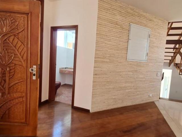 Casa Exclusiva no Residencial 5 Luxo, Conforto e Localização Privilegiada