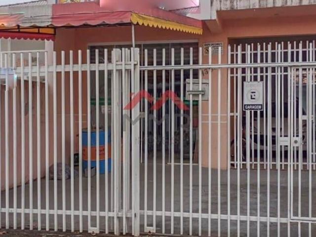 CASA E COMÉRCIO A VENDA NA AVENIDA PRINCIPAL DO VITORIA REGIA! ESTUDA PERMUTAS!