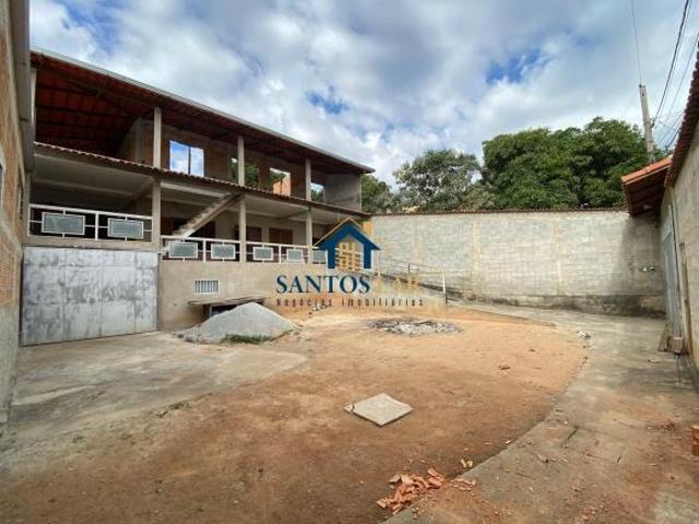 Casa e Galpão em 2 lotes
