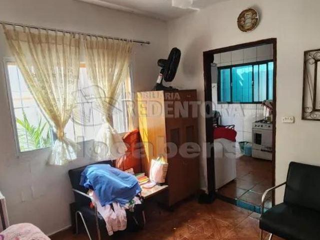 Casa e Edícula Venda