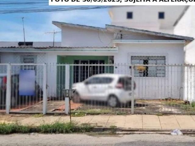 Casa e edificação em Goiânia/GO