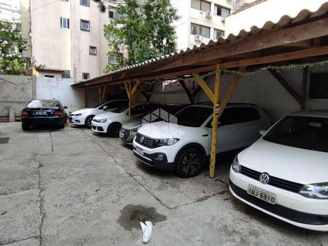 Casa e Estacionamento no Centro Histórico de Porto Alegre