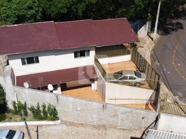 Casa e Kitnets à venda no bairro Beverly Falls em Foz do Iguaçu