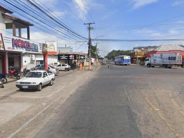 Casa e loja à venda com 300m², 3 quartos e 3 vagas no Rubem Berta