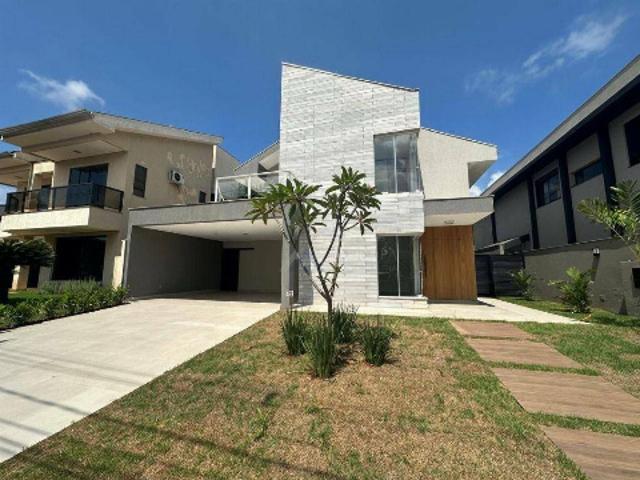 Casa e Sobrado em Condomínios para alugar com 3 Suítes + 1 Quarto em Esperança, Londrina PR