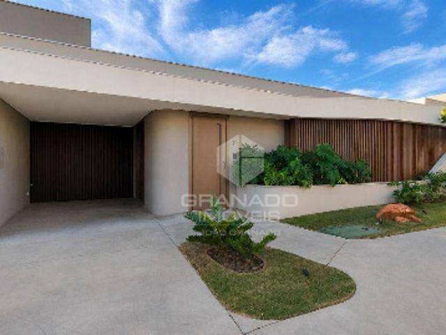 Casa e Sobrado em Condomínios para alugar com 3 Suítes em Jardim Paraíso, Maringá PR