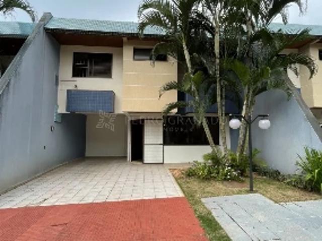 Casa e Sobrado em Condomínios para alugar com 1 Suíte + 2 Quartos em Chácara Paulista, Maringá PR