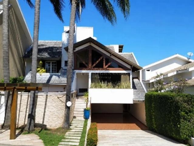 Casa e Sobrado em Condomínios para alugar com 4 Suítes em Zona 08, Maringá PR
