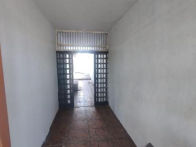 Casa e Salão Comercial no Jardim Suarão em Itanhaém ? Moradia e Ren