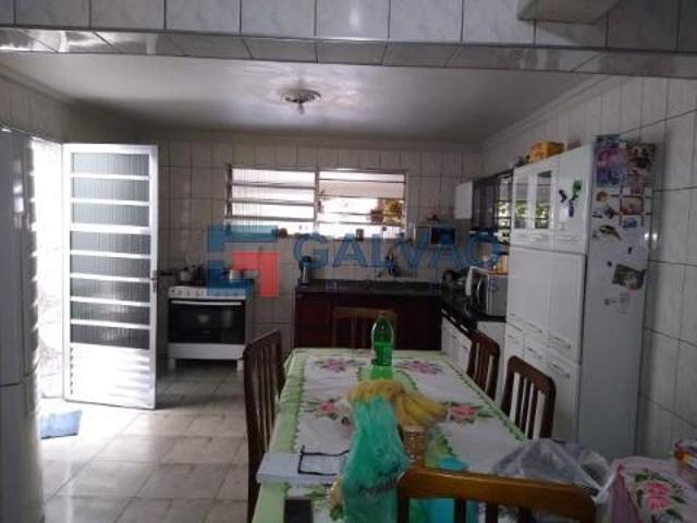 Casa e salão comercial à venda no Centro em Jundiaí SP