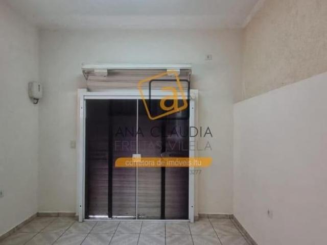 Casa e Salão à venda em Itu SP, Bairro Vila Santa Terezinha! 2 quartos, 1 sala, 2 banheiros, 1 vag