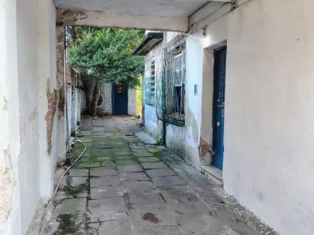Casa e terreno no Partenon