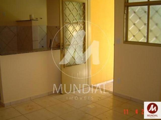 Casa edícula 2 dormitórios, cozinha planejada