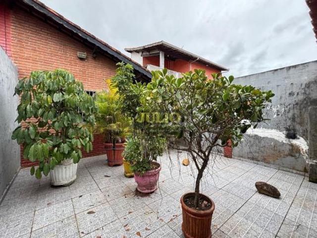 Casa + Edícula à venda em Mongaguá! Excelente oportunidade!