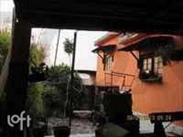 Casa Eldorado | 7 Quartos | 180 m² | | 0 Vaga s