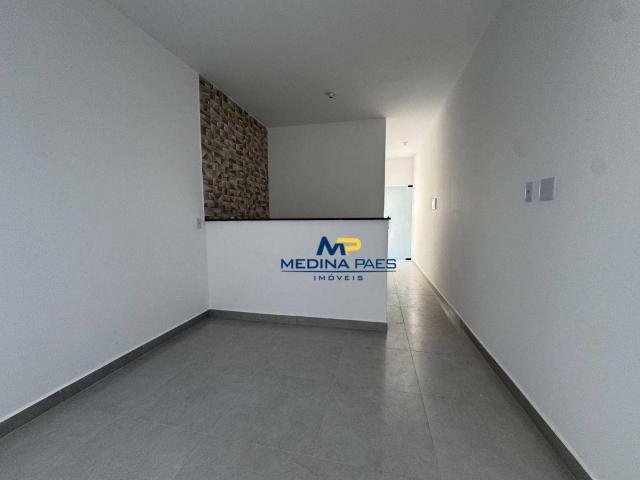 Casa em Mutuá, São Gonçalo/RJ de 32m² 1 quartos à venda por R$ 159.900,00