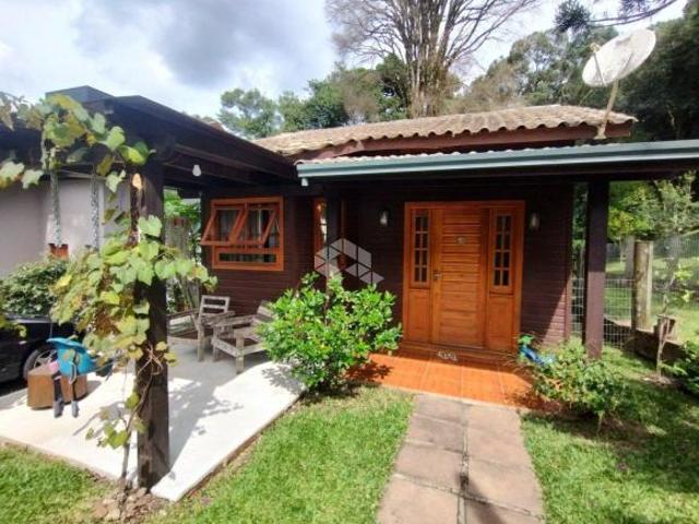Casa em Madeira Nobre