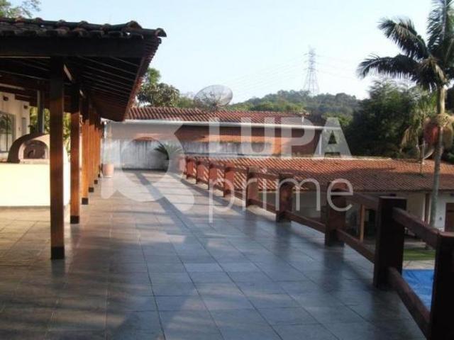 Casa em Mairiporã à venda!