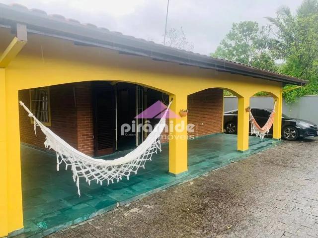 Casa em Massaguaçu, Caraguatatuba/SP de 200m² 3 quartos para locação R$ 4.500,00/mes