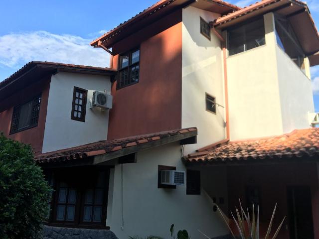 Casa em Maravista, Niterói/RJ de 159m² 4 quartos à venda por R$ 849.900,00