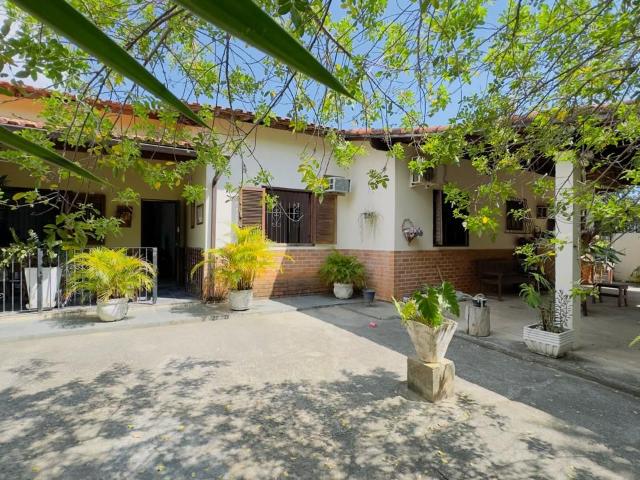 Casa em Maravista, Niterói/RJ de 178m² 3 quartos à venda por R$ 989.900,00