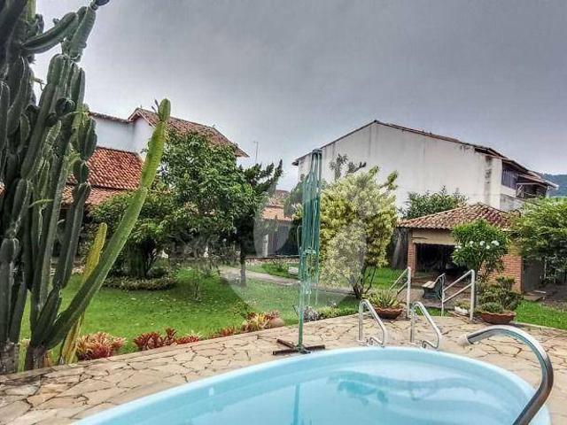 Casa em Maravista, Niterói/RJ de 217m² 3 quartos à venda por R$ 899.000,00
