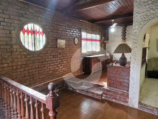 Casa em Itaipu, Niterói/RJ de 223m² 6 quartos à venda por R$ 649.900,00